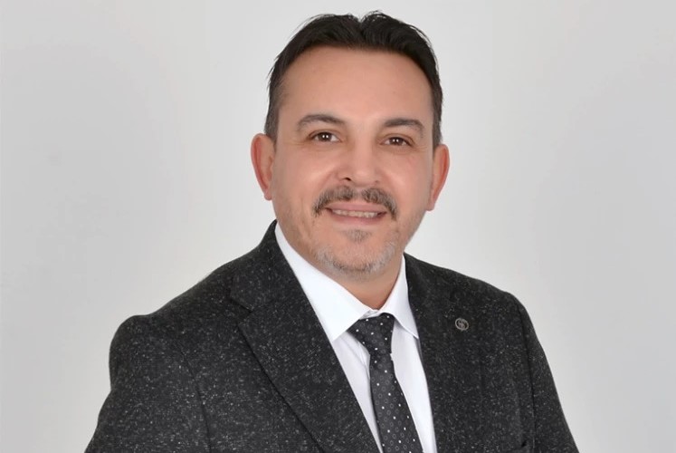 İsmet Küçüksarı Beykoz’un En Büyük Mahallesine Muhtar Adayı Oldu ...