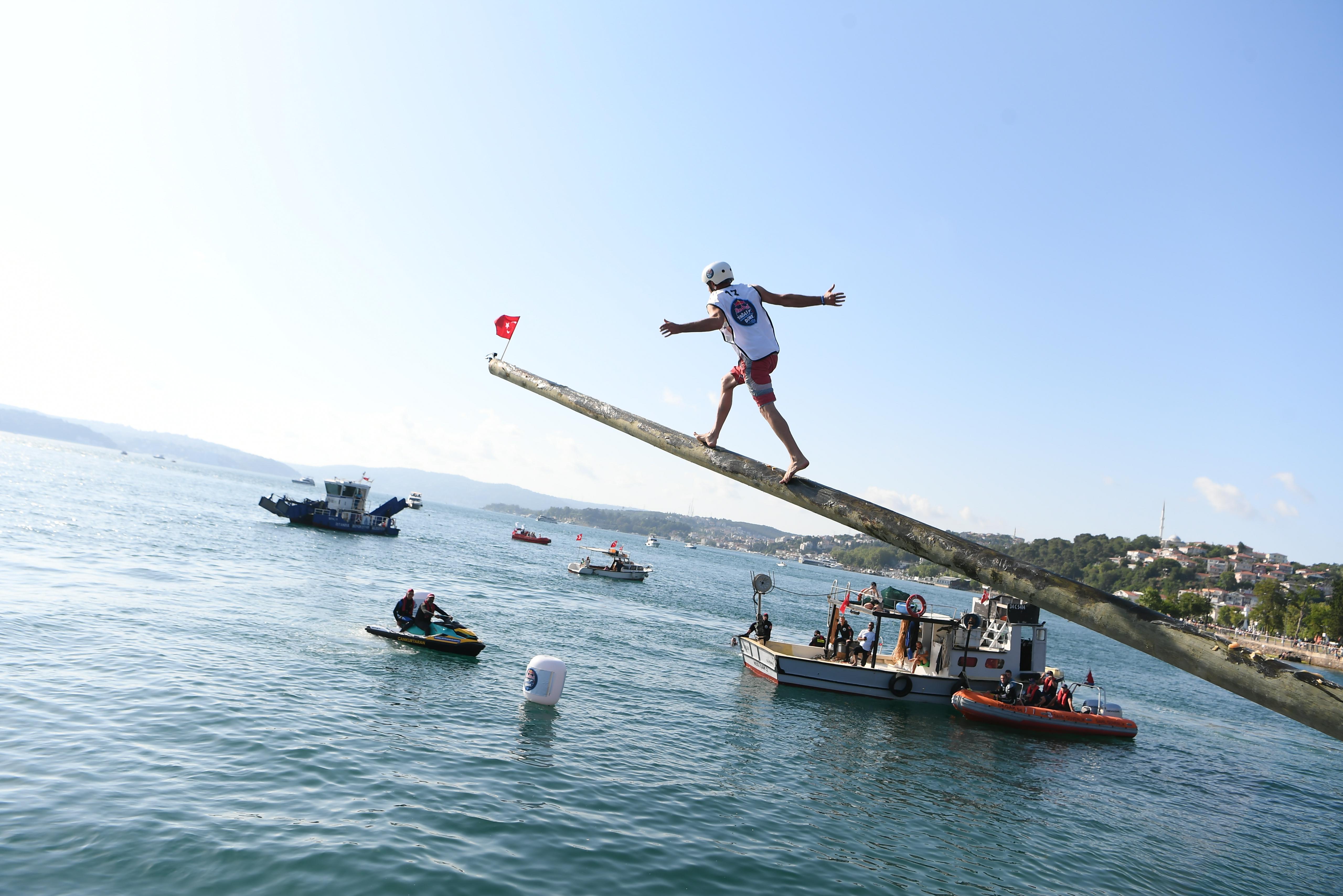 Red Bull Yağlı Direk Coşkusu Beykoz’da Yaşandı » Beykoz Olay Beykoz ...